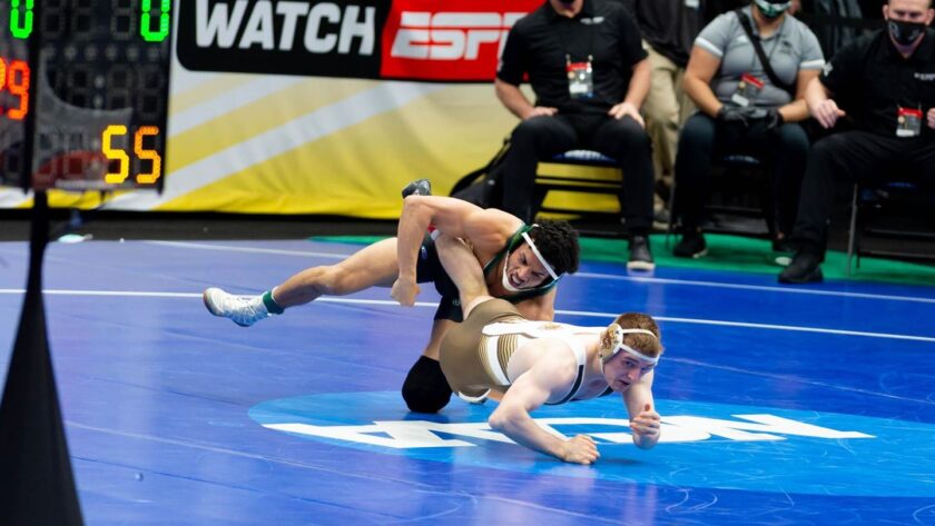 Two UVU wrestlers ranked in first coaches panel rankings | News, Sports ...